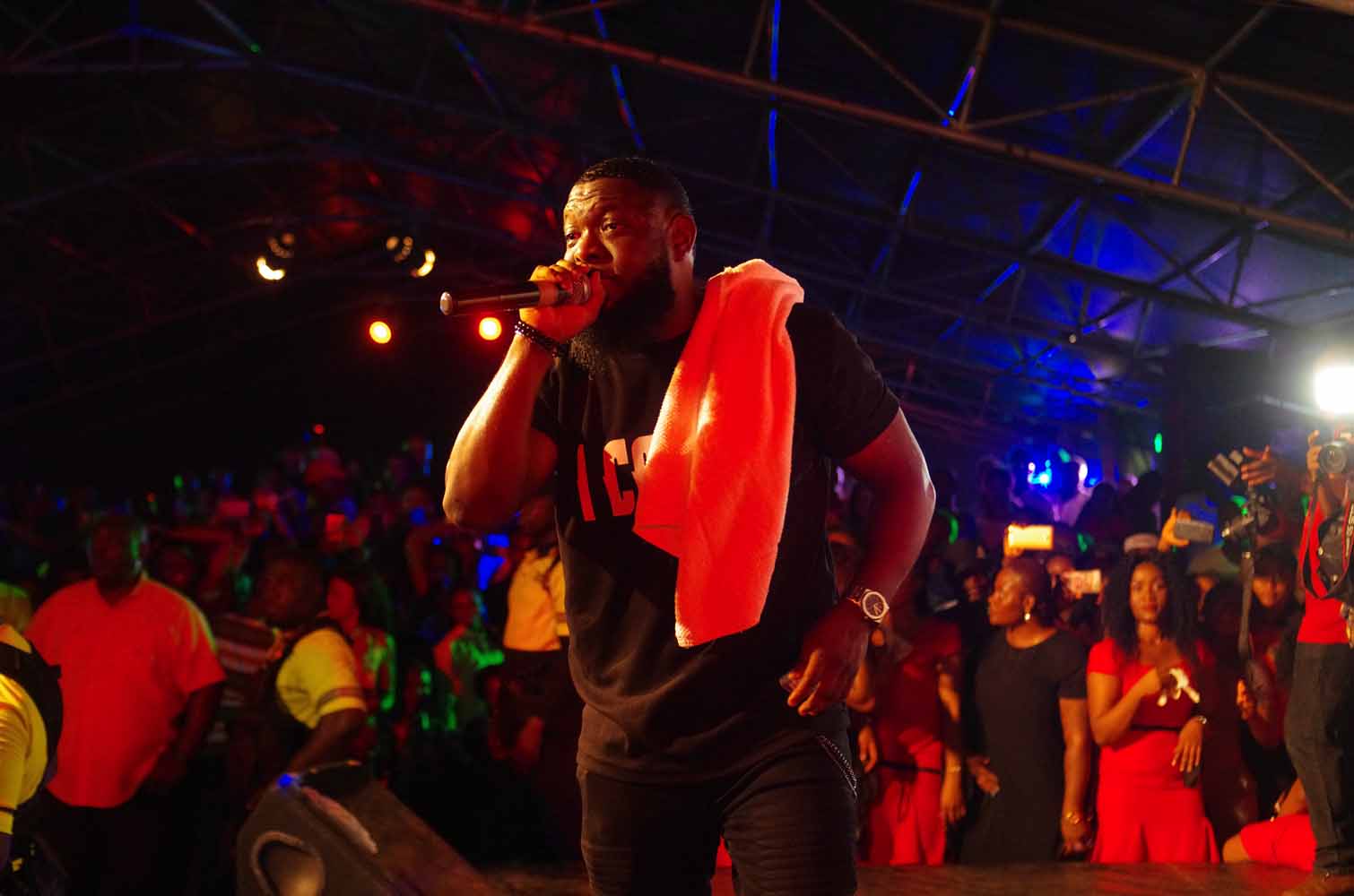 Timaya Sets Enugu On Fire With A Legendary Performance At Real Deal ...